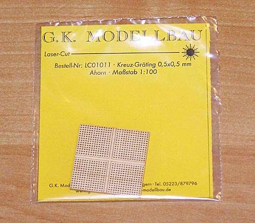 G.K. Modellbau Cross Hatched Pattern 30x30 mm - schiffsmodelle-shop.de EN